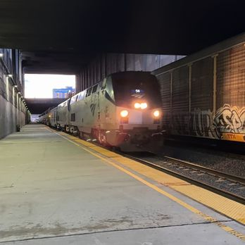 AMTRAK STATION - RENO - Updated October 2025 - 63 Photos & 19 Reviews ...