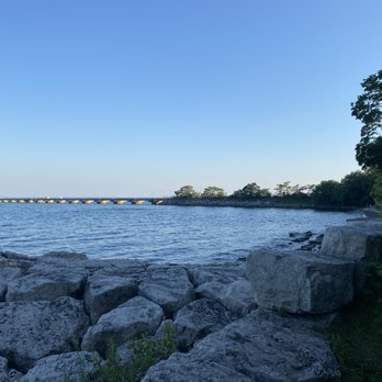 SOUTH SHELL PARK - Updated October 2025 - 3376 Lakeshore Rd W, Oakville ...