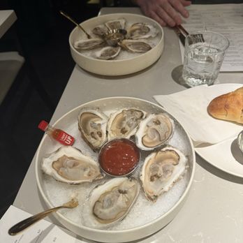 LE COCHON WINE BAR AND BISTRO - Updated October 2025 - 36 Photos & 21 ...