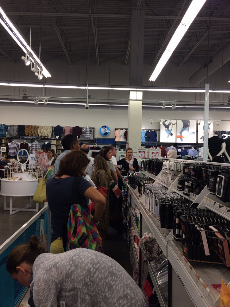 OLD NAVY OUTLET - Updated March 2024 - 35 Photos & 14 Reviews - 12801 W ...