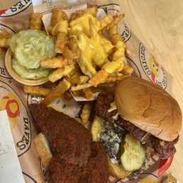 DAVE’S HOT CHICKEN - Updated December 2025 - 92 Photos & 47 Reviews ...