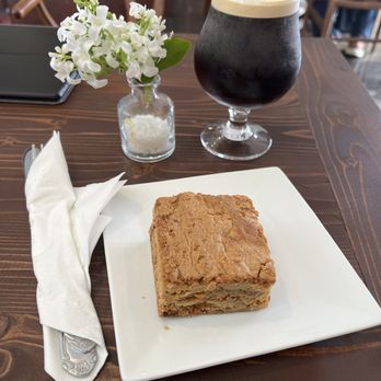 PAVÓN COFFEE DEN - Updated July 2024 - 77 Photos & 38 Reviews - 1216 W ...