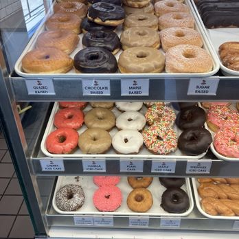RANDY’S DONUTS - Updated December 2025 - 153 Photos & 81 Reviews - 4805 ...