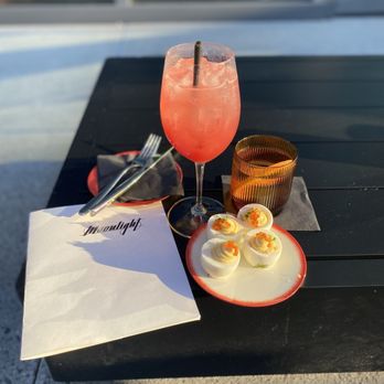 MOONLIGHT - Updated December 2024 - 35 Photos & 12 Reviews - 800 Rankin ...