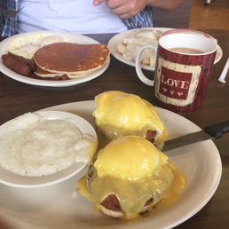 CAFE 431 - Updated July 2025 - 103 Photos & 130 Reviews - 3211 Martin ...