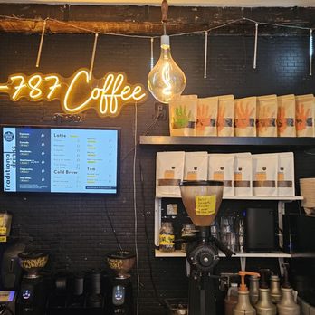 787 COFFEE - Updated June 2025 - 376 Photos & 230 Reviews - 131 E 7th ...