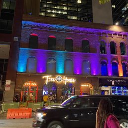 TREE HOUSE - Updated December 2025 - 236 Photos & 126 Reviews - 149 W ...