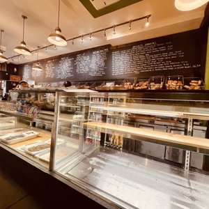 BOSS TWEEDS - Updated October 2025 - 44 Photos & 17 Reviews - 41 Murray ...