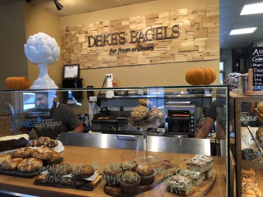 DEKE’S BAGELS - 38 Photos & 93 Reviews - Bagels - 157 W Main St ...