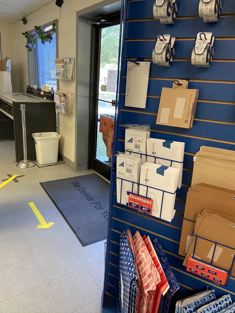 US POST OFFICE - MILLBROOK - Updated July 2024 - 13 Photos & 15 Reviews ...