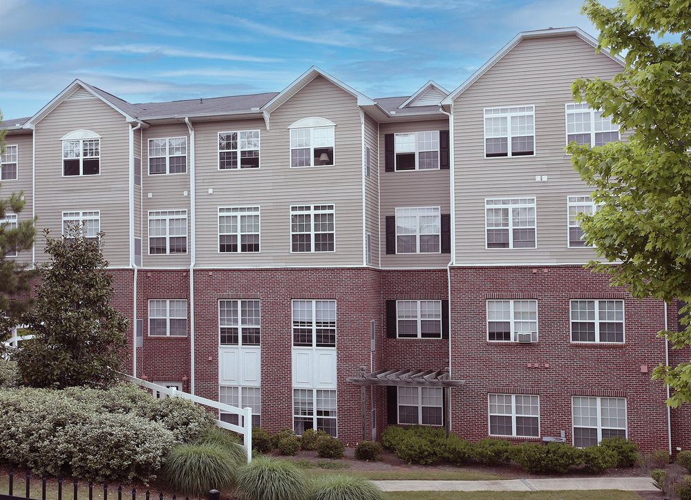 HIGHLAND COURT SENIOR LIVING APARTMENTS - Updated December 2025 - 4150 ...