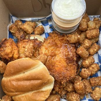 BERWYN CHICKEN - Updated December 2024 - 33 Photos & 33 Reviews - 7021 ...