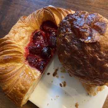 SIMPLE LOAF BAKEHOUSE - Updated May 2025 - 161 Photos & 103 Reviews ...