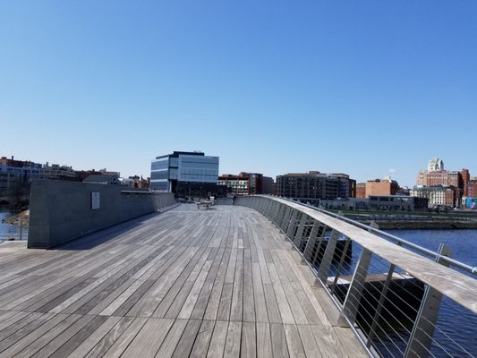 PROVIDENCE RIVER PEDESTRIAN BRIDGE - Updated April 2025 - 197 Photos ...