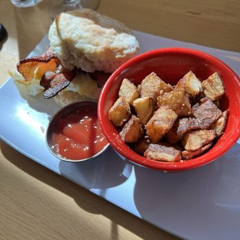 RUBY SUNSHINE CHARLESTON, VICTORY - Updated June 2025 - 228 Photos & 123 Reviews - 835 Savannah ...