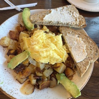 FIRST WATCH - Updated September 2025 - 585 Photos & 546 Reviews - 802 ...