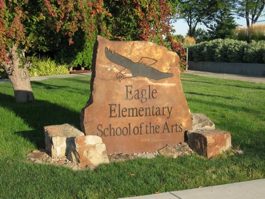 EAGLE ELEMENTARY SCHOOL OF THE ARTS - Updated July 2024 - 475 N Eagle ...