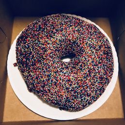 DAN-D-DONUTS & DELI - Updated July 2025 - 97 Photos & 200 Reviews ...