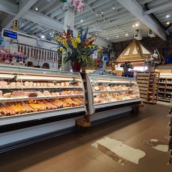 ROLY POLY BAKERY - Updated December 2025 - 356 Photos & 113 Reviews ...