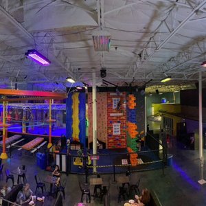 URBAN AIR TRAMPOLINE AND ADVENTURE PARK - 109 Photos & 130 Reviews ...