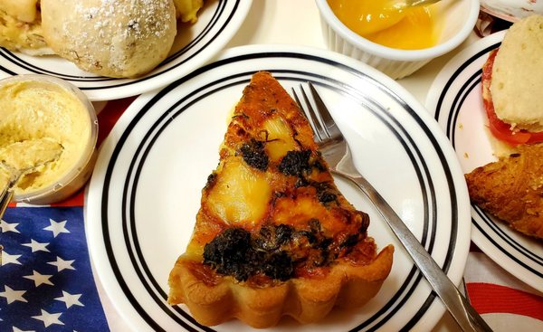 CORNER SCONE BAKERY - 241 Photos & 164 Reviews - 322 N California St ...