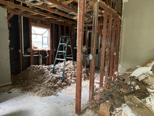 INSIDE OUT CONSTRUCTION - Updated August 2025 - 159 Photos & 28 Reviews ...