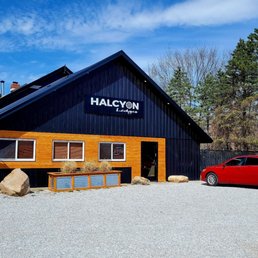 HALCYON LEDGES - Updated May 2025 - 37 Photos & 20 Reviews - 4291 S ...
