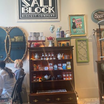 SALT BLOCK BISCUIT COMPANY - Updated July 2024 - 167 Photos & 80 ...