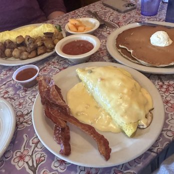 THE OMELETTRY - Updated August 2024 - 370 Photos & 476 Reviews - 4631 ...