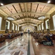UNION STATION - 2981 Photos & 865 Reviews - Train Stations - 800 N ...