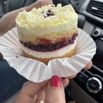 PROVENCAL BAKERY & CAFE - Updated August 2025 - 27 Photos & 14 Reviews ...