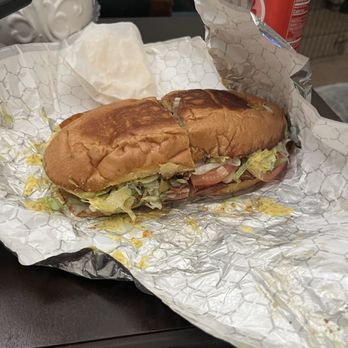 THE COLOSSAL SANDWICH SHOP - Updated February 2025 - 340 Photos & 573 ...