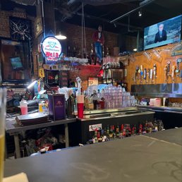 BRICK DELI - Updated July 2025 - 54 Photos & 135 Reviews - 112 Moulton ...