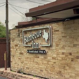BARBECUE INN - Updated July 2025 - 272 Photos & 426 Reviews - 116 W ...