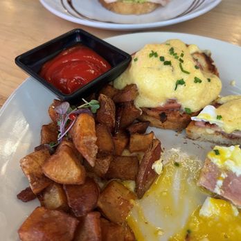 KIXI CAFE - Updated July 2024 - 716 Photos & 208 Reviews - 171 SE ...