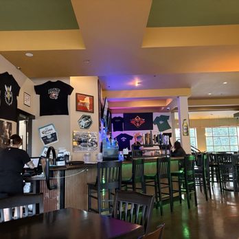 RABBIT HOLE TAVERN - Updated December 2025 - 58 Photos & 43 Reviews ...