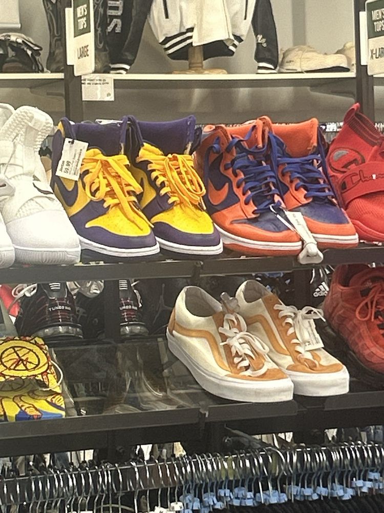 UPTOWN CHEAPSKATE SUGAR LAND - Updated January 2025 - 15 Photos & 12 ...