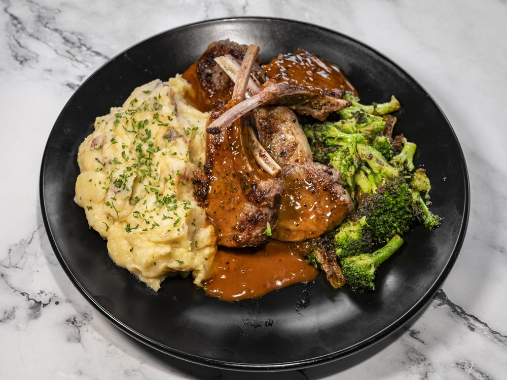 HAPPY HOUR ATL - Updated December 2025 - 28 Photos & 16 Reviews - 421 ...