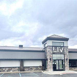 PUFF UTICA - Updated November 2025 - 15 Photos & 60 Reviews - 44825 Van ...