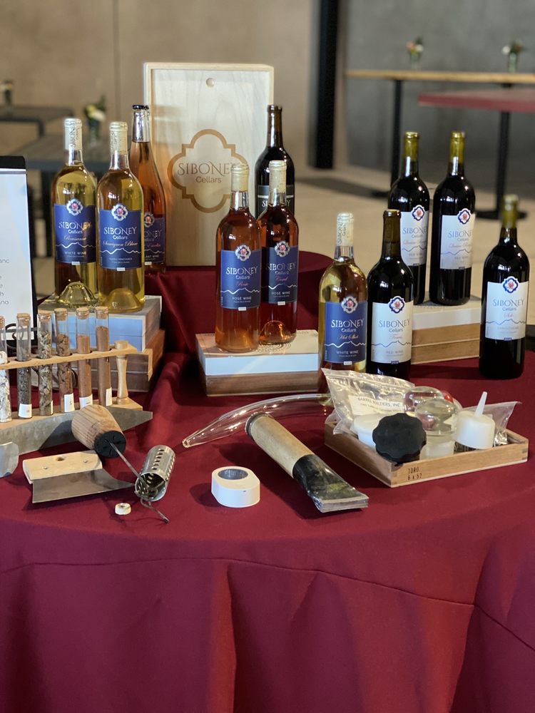 SIBONEY CELLARS - 36 Photos & 10 Reviews - Wine Tasting Room - 3427 W ...