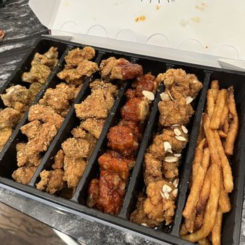 BLOOM CHICKEN - Updated October 2025 - 214 Photos & 91 Reviews - 365 ...