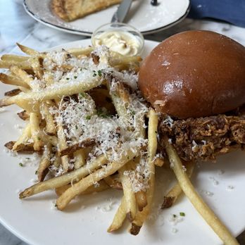 BEN PARIS - Updated July 2024 - 1326 Photos & 557 Reviews - 130 Pike St ...