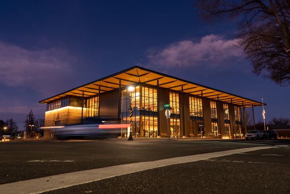 REDMOND LIBRARY - Updated October 2025 - 17 Photos - 827 SW Deschutes ...