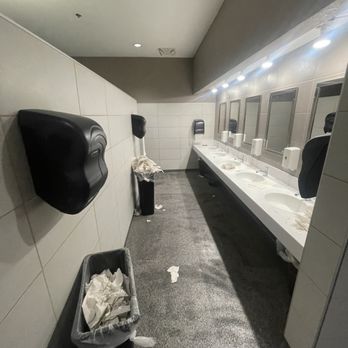 DAVE & BUSTER’S MIAMI - Updated August 2025 - 495 Photos & 398 Reviews ...