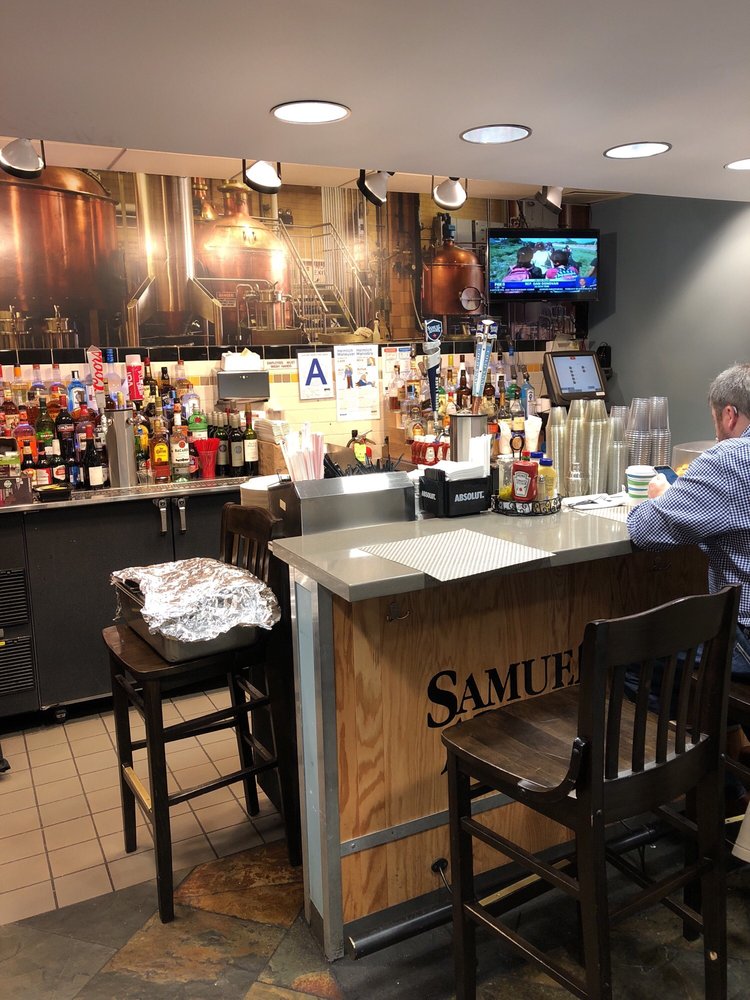 SAMUEL ADAMS LAGUARDIA BREWHOUSE - Updated January 2025 - 13 Photos ...