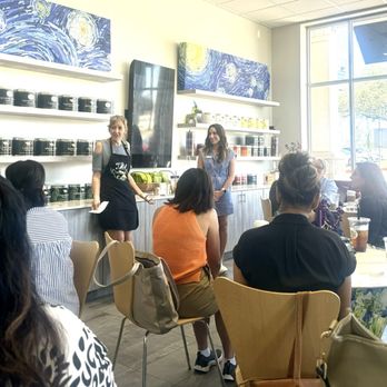 LA TEA DA - Updated December 2024 - 125 Photos & 18 Reviews - 434 N ...