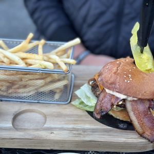 RORY’S OF EDMONDS BAR & GRILL - 110 Photos & 293 Reviews - 105 Main St ...