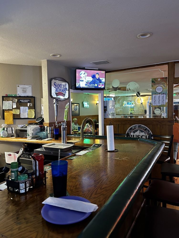 FAULL INN - Updated September 2025 - 29 Photos & 88 Reviews - 2670 ...