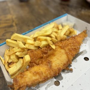 THE MAYFAIR CHIPPY - Updated January 2026 - 1154 Photos & 674 Real ...