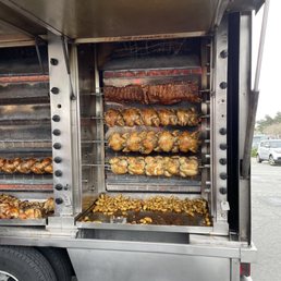 ROLI ROTI GOURMET ROTISSERIE - Updated December 2025 - 2121 Photos ...